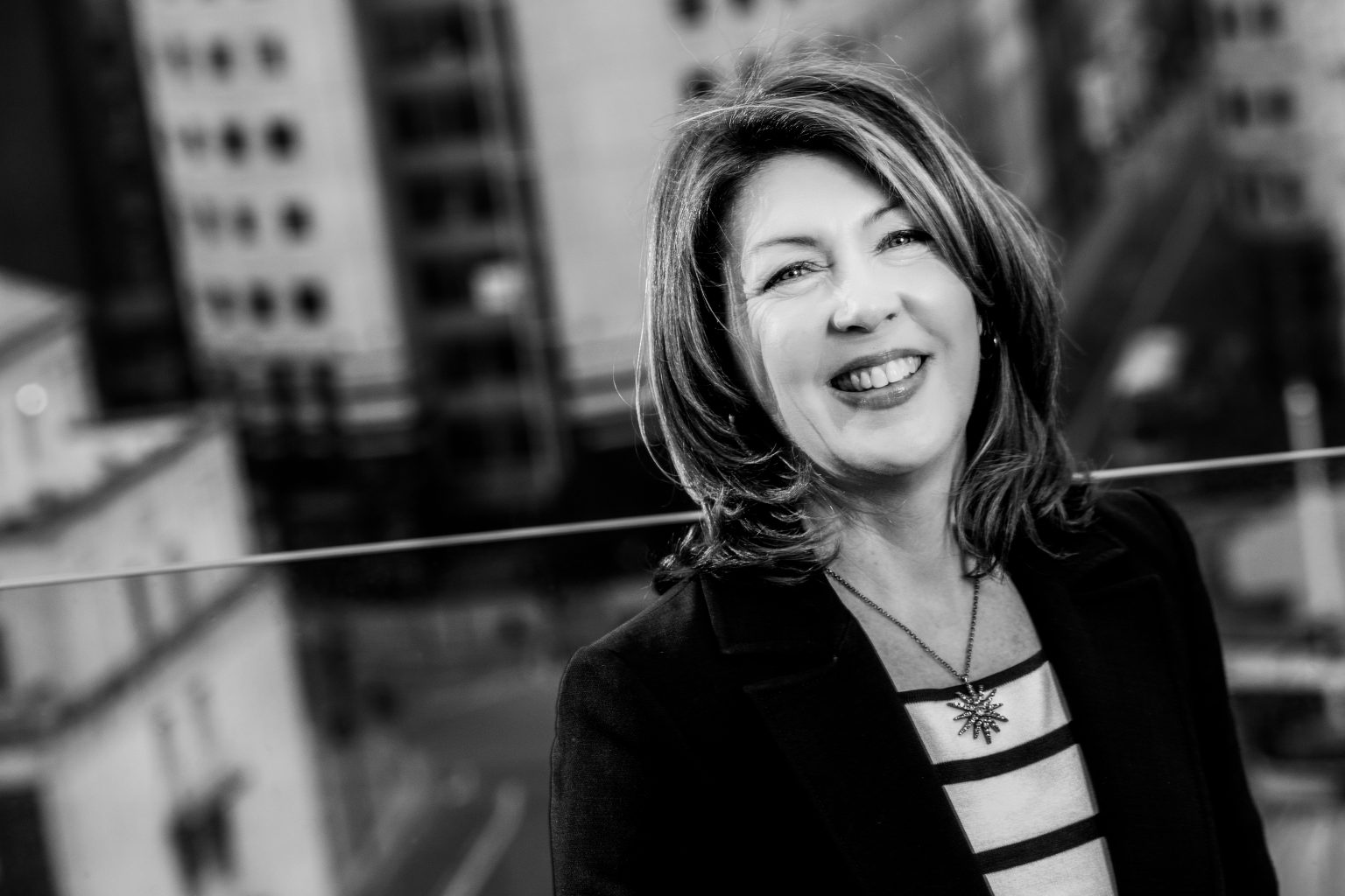 Build a Stand out Personal Brand in 5 Simple Steps | Deborah Ogden